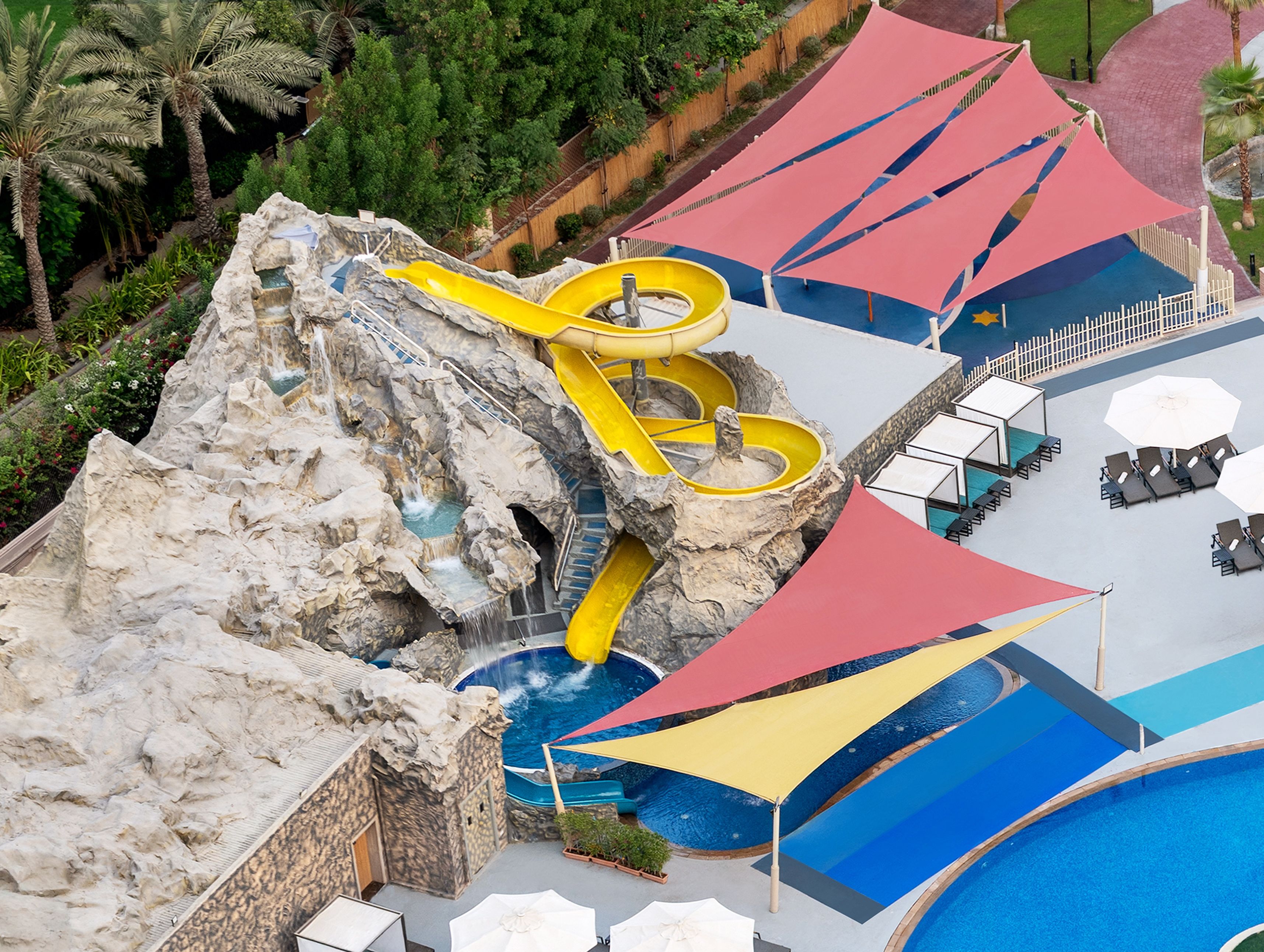 Pool and Beach Access with AED350 Food & Drinks Credit at Al Habtoor ...